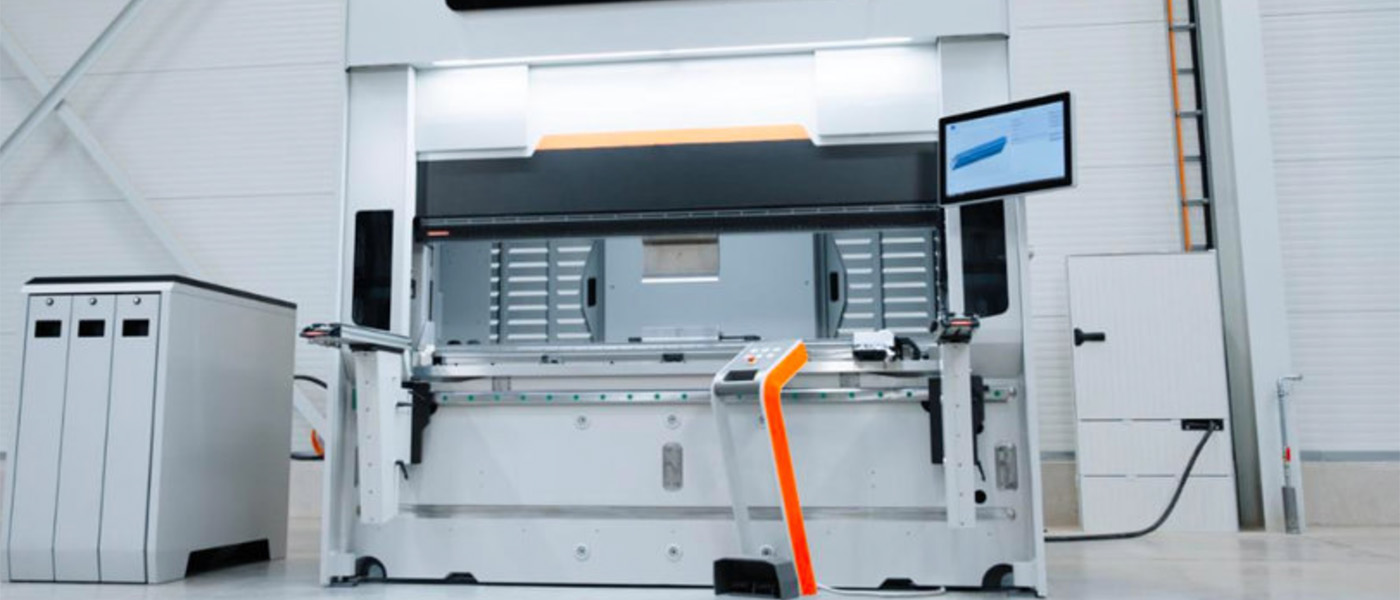 Bystronic presents Bybend star 120 – the compact bending miracle