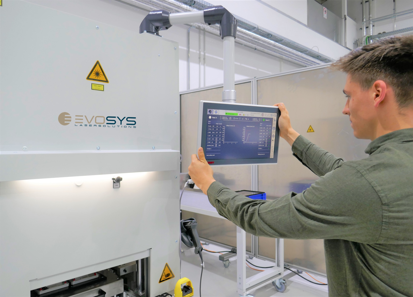 Next Generation HMI for more efficiency in plastics welding